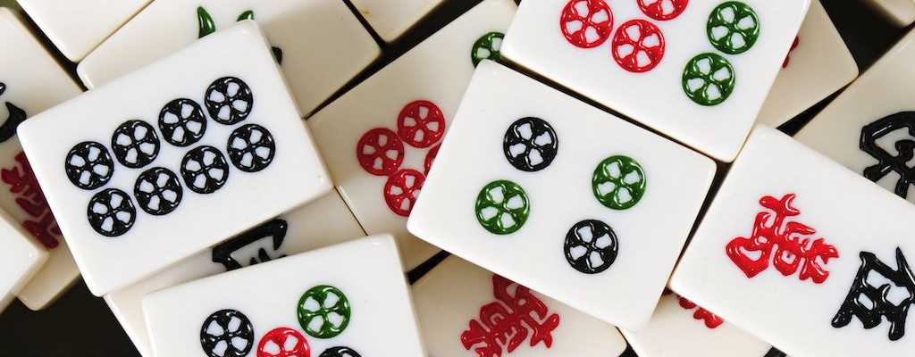 Mahjong Solitaire vs Traditional Chinese Mahjong: What's the Difference ...
