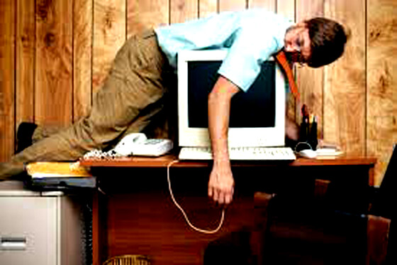 What is Crunch and Why is It Killing the Games Industry? Article - WWGDB